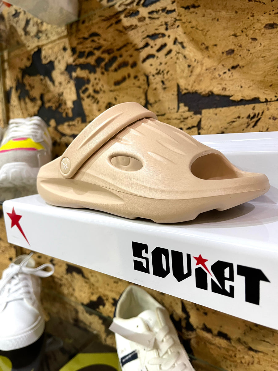 Kids Shoes: Soviet Komodo Push-in Casual Sandal - Beige – Smitty's Online