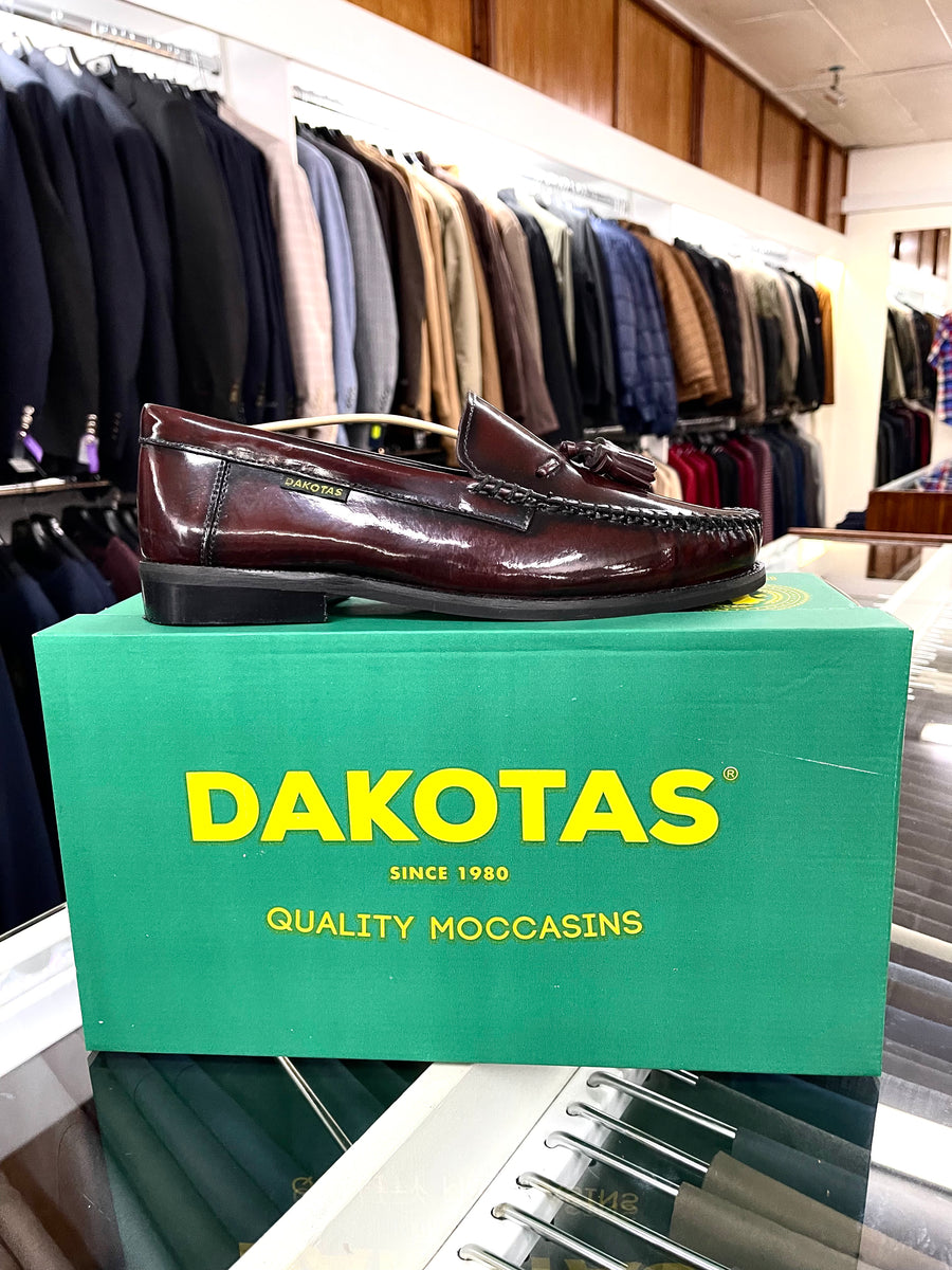 Mens Dakotas: Tommy Hi-Shine Moccasin shoe in Burgundy – Smitty's Online