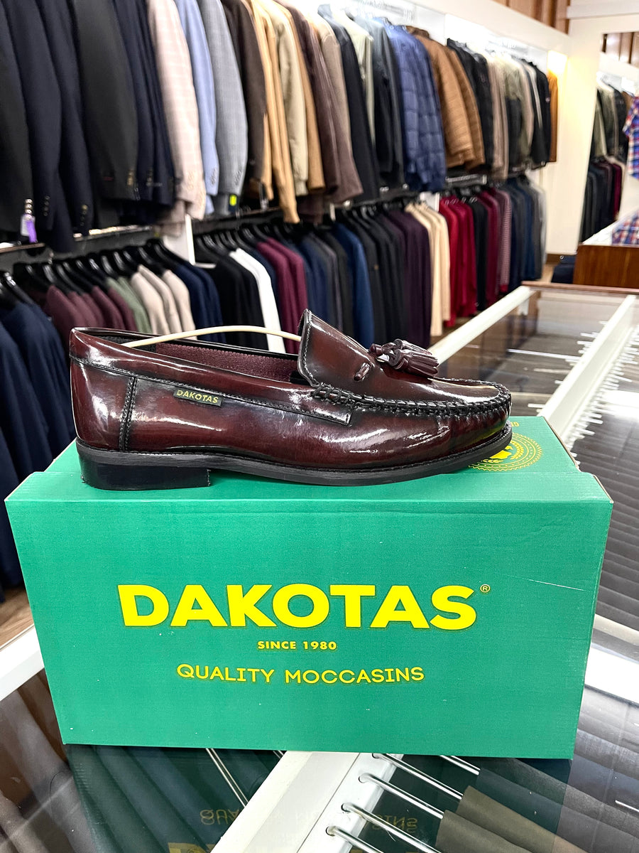Mens Dakotas: Tommy Hi-Shine Moccasin shoe in Burgundy – Smitty's Online