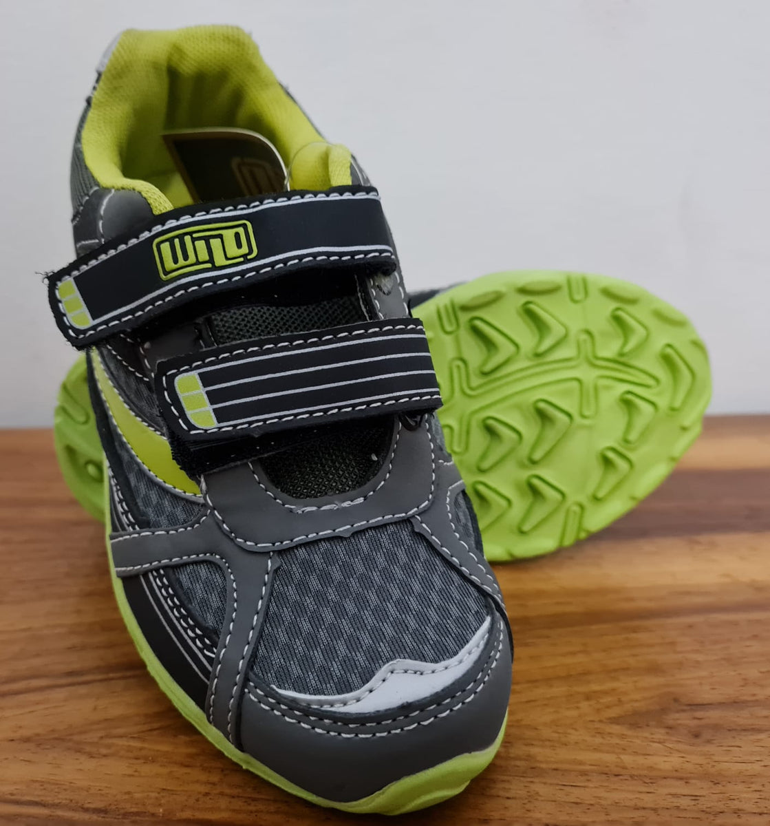 Kids Shoe: Wild Trainer with Valcro Straps – Smitty's Online